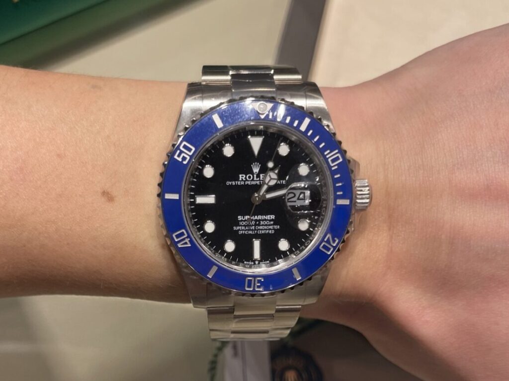 青サブ 】ROLEX サブマリーナー 126619LB を試着したのでサクッとご紹介 / トケタン 腕時計探訪Blog